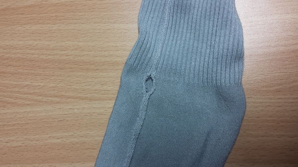 Name that Flaw! How to Properly Disclose a Flaw When Selling Clothes on ...